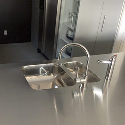 Before and After - Commercial - Stainless Restorations